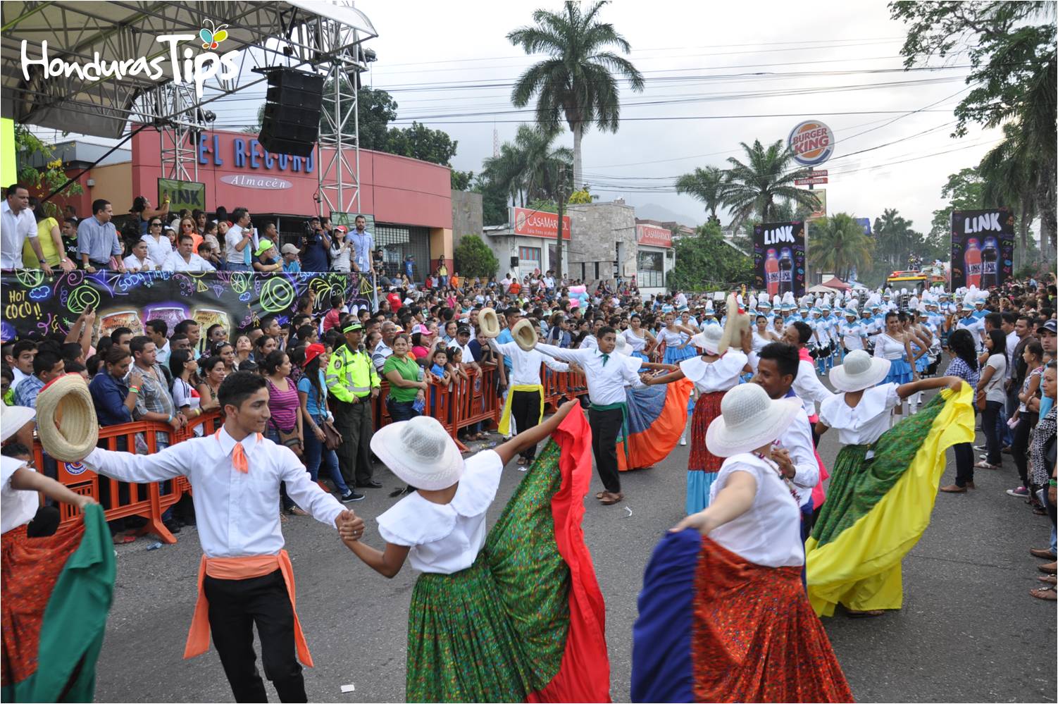 Espectacular cierre de la Feria Juniana 2015