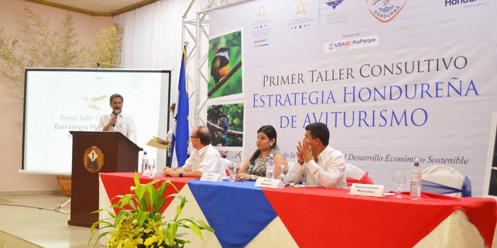 Canaturh: 40 años promoviendo el turismo en Honduras - Honduras Tips