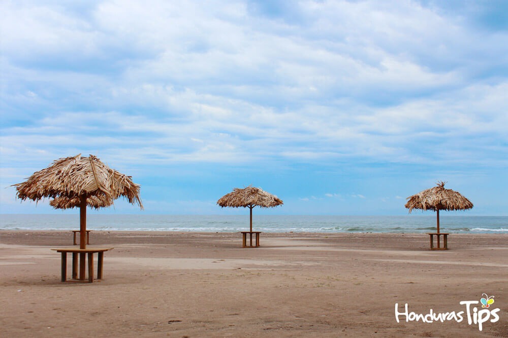 25 playas populares de Honduras