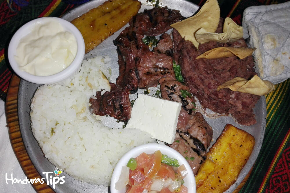 17 Desayunos, almuerzos y cenas típicas de Honduras