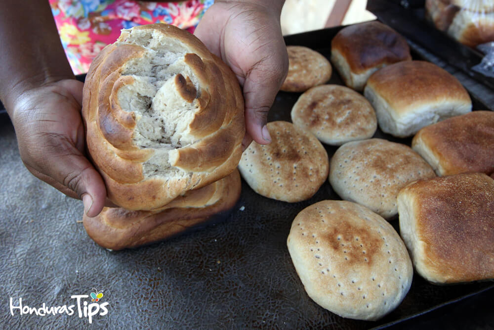 Pan de coco al estilo hondureño