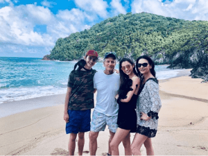 Catherine Zeta Jones y Michael Douglas pasaron Navidad en Roatán