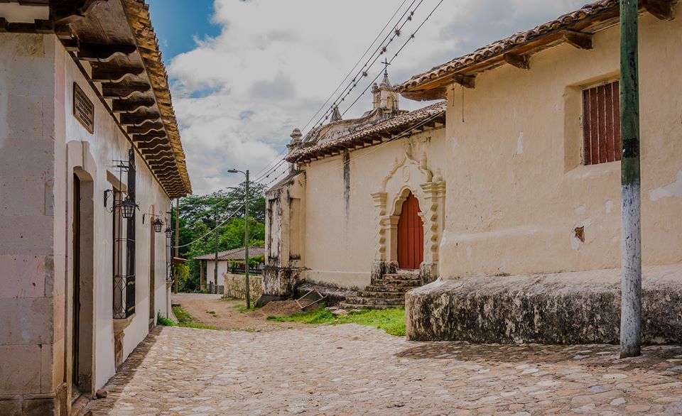Cedros, un pueblo fotogénico por su pasado intacto