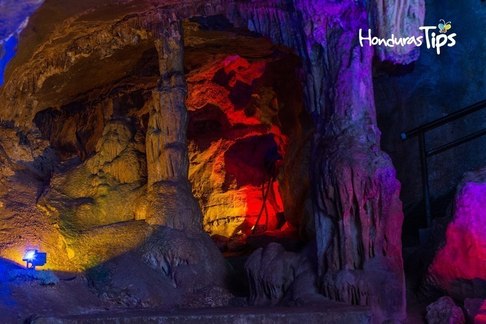 10 razones para adentrarse en las cuevas de Taulabé