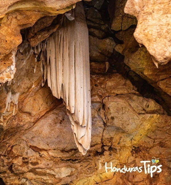 10 razones para adentrarse en las cuevas de Taulabé