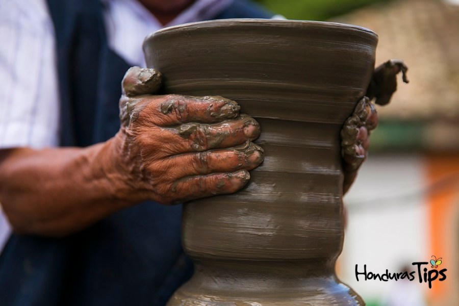 Ojojona, un pueblo referente de la artesanía a base de barro