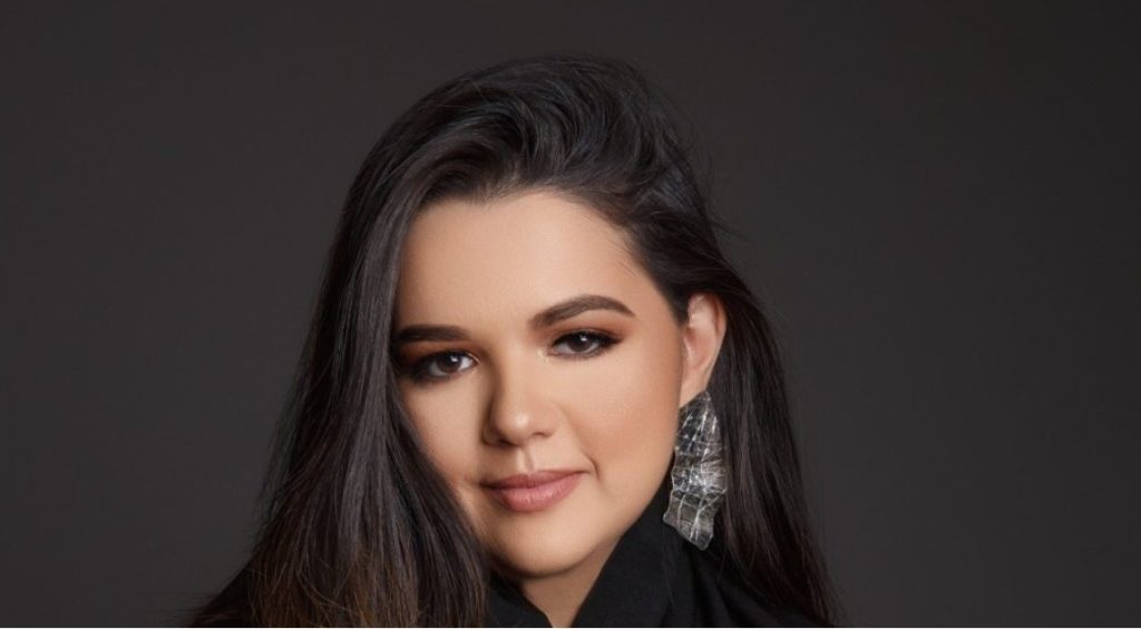 La hondureña María Echeverri está nominada al Internacional Prize NYC