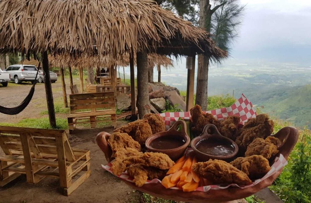 Mirador LIQUIDAM-BAR´S una increíble opción entre comida y vistas