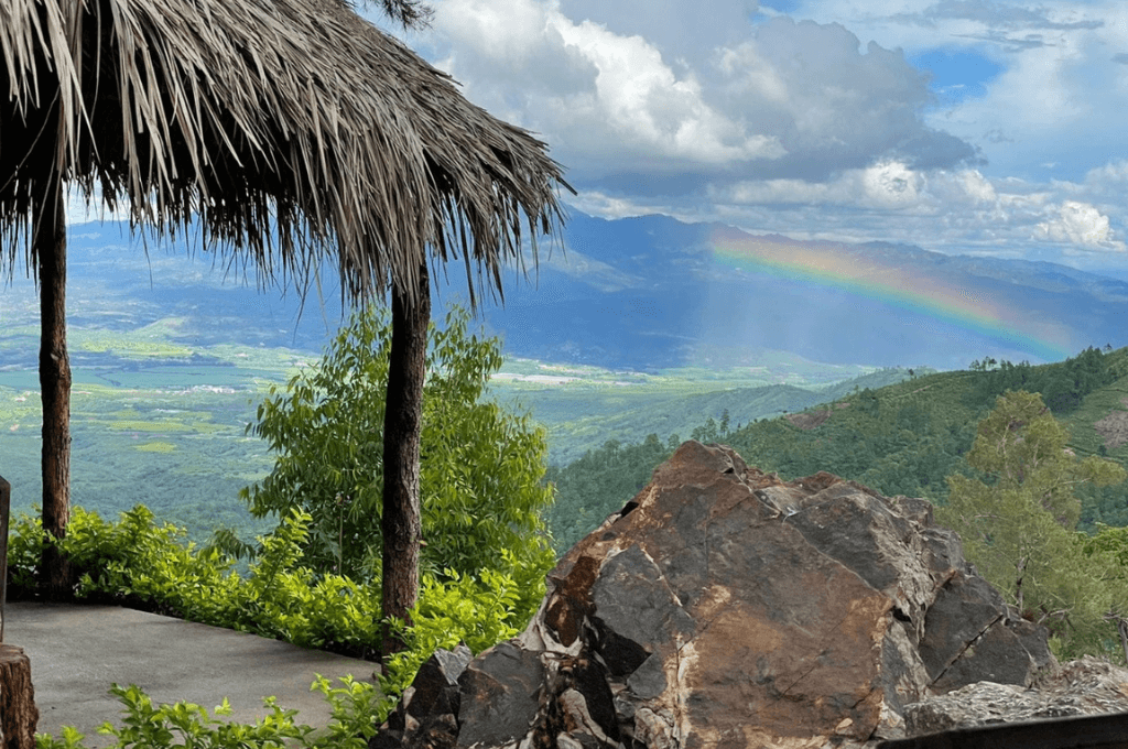 Mirador LIQUIDAM-BAR´S una increíble opción entre comida y vistas
