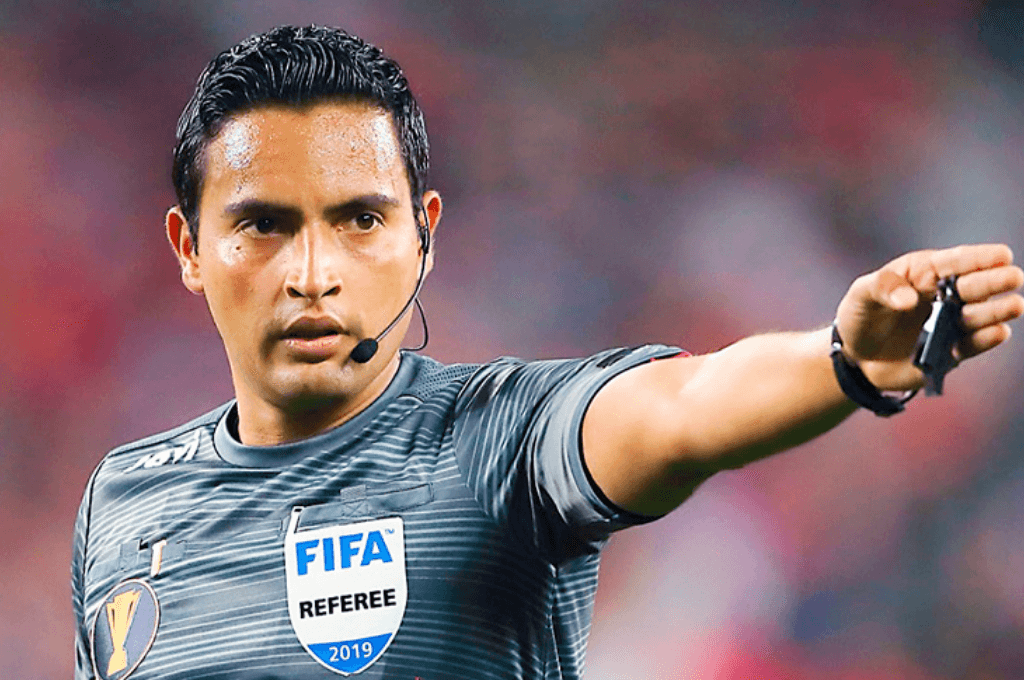 Said Martínez, primer hondureño en participar como arbitro en el Qatar