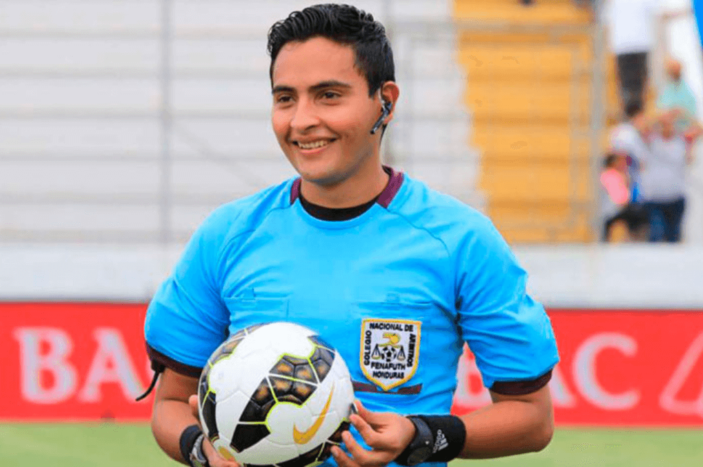 Said Martínez, primer hondureño en participar como arbitro en el Qatar